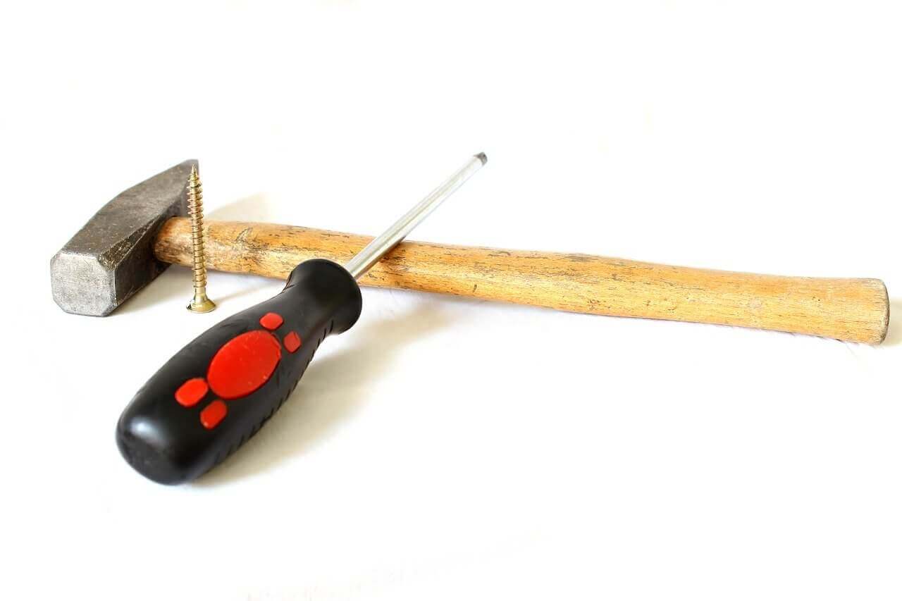 7 Essential Tools Every Homeowner Needs | CERTINSPECTORS 7 Essential Tools Every Homeowner Needs | CERTINSPECTORS